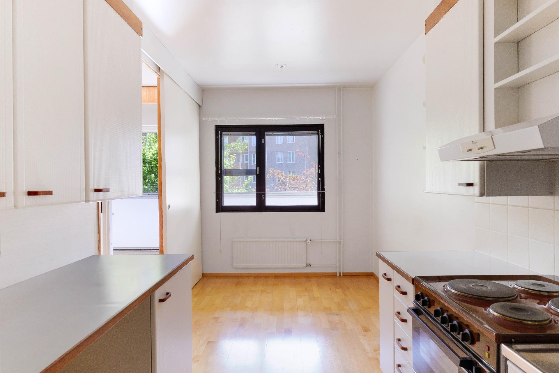 3h+kt+kph+vh+lasitettu parveke, Kaivomestarinkatu 8, Kirkkojärvi, Espoo ...