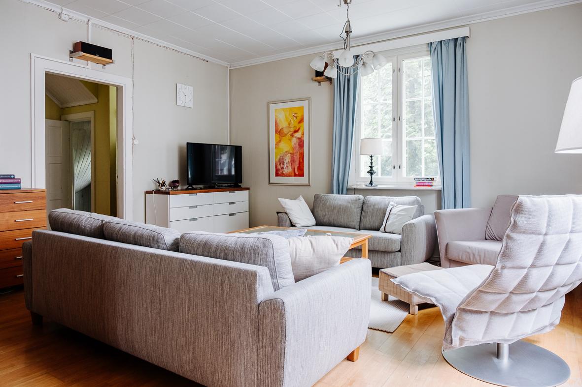 5 h, k, kph, wc, alakerrassa varastotilaa ja saunaosasto, piharakennus, Kongontie 22, Toukola ...