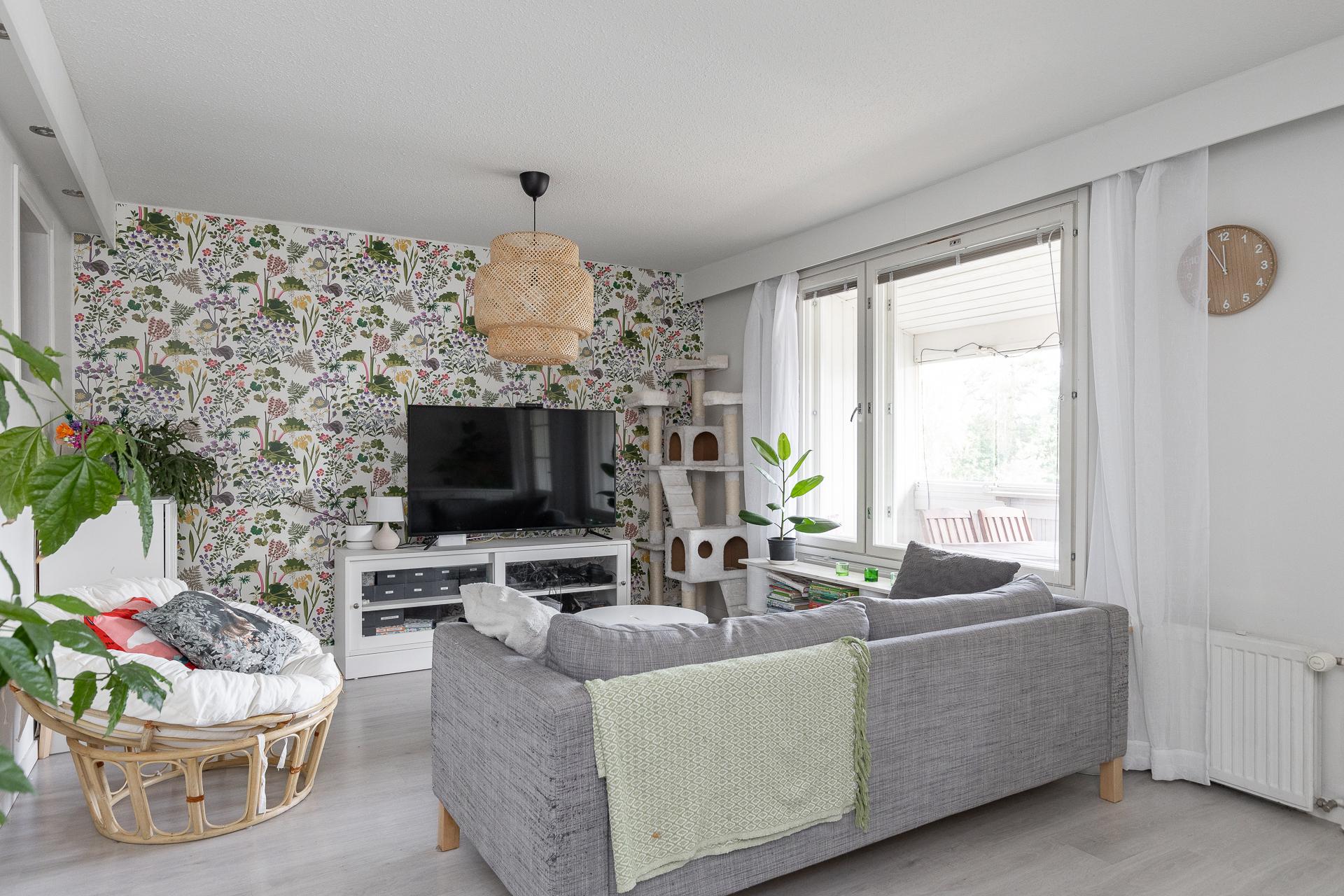 3h, k, kph, s, parvi, lasit.p, var, Pappilantie 8, Säynätsalo ...