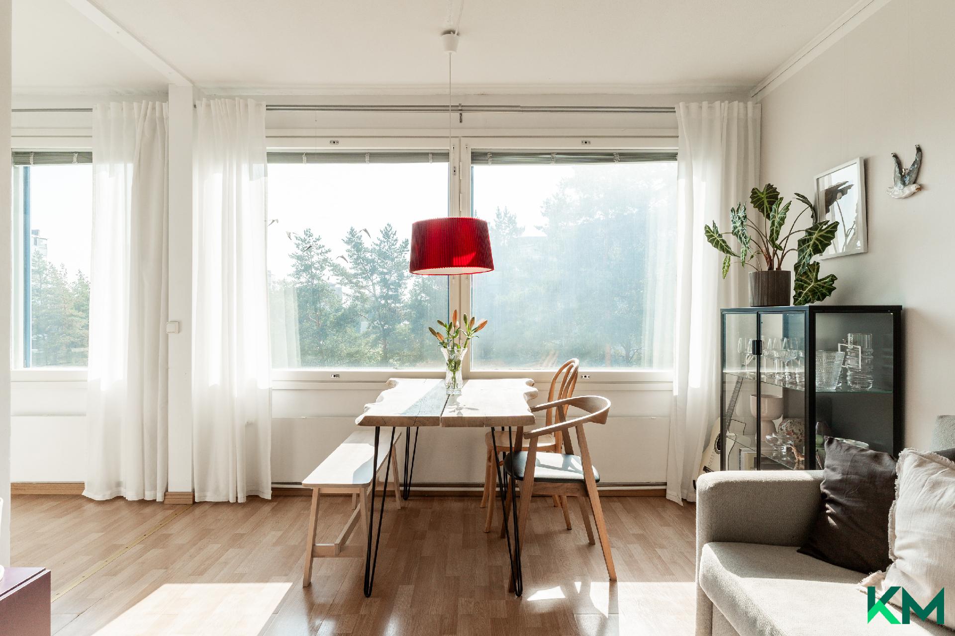 2h, kk, kph, p, Kotikonnuntie 10, Helsinki - Kiinteistömaailma